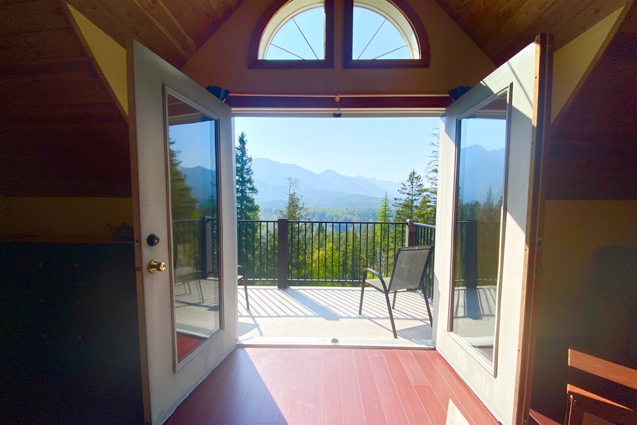 Elk View Lodge in Fernie, BC